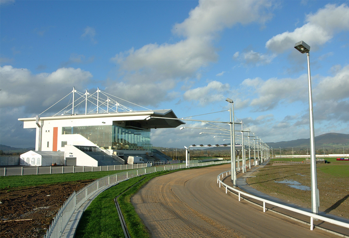 Elliott Group UK | Dundalk Racing Stadium - Elliott Group UK